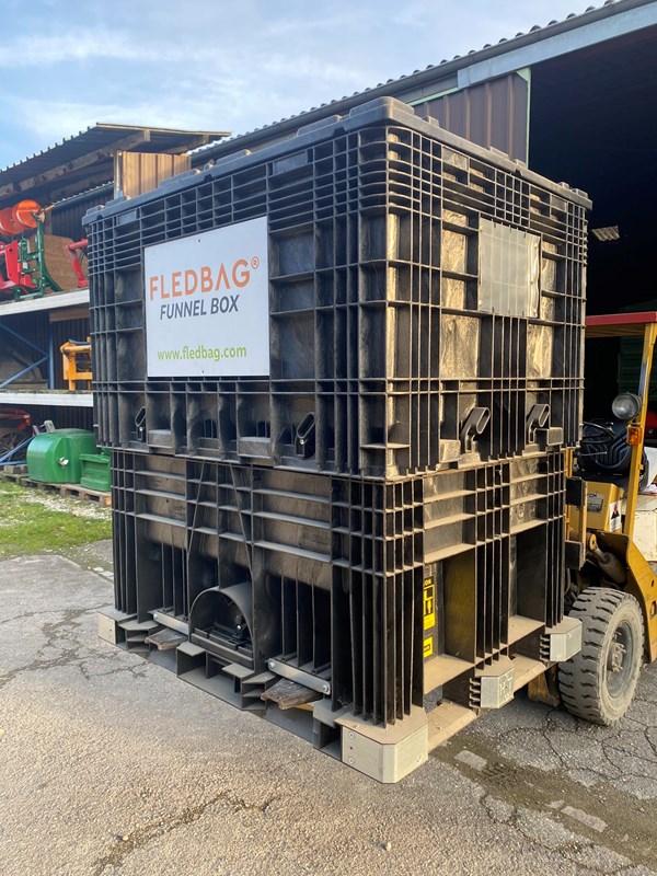 Fledbag Funnelbox mit Opener und Fernbedienung und Akku, Lagerbox oder ...